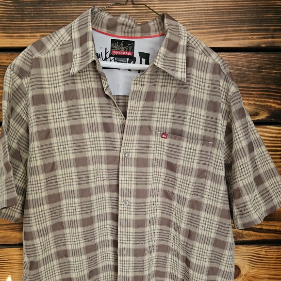 Quiksilver | Shirts | Mens Quicksilver Button Down Shirt | Poshmark